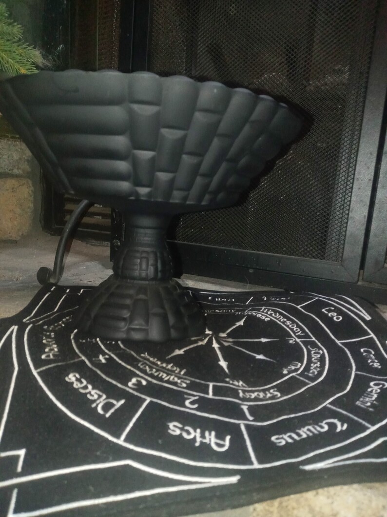 Black Basket Weave Pedestal Scrying Bowl - Etsy