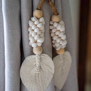 Tassel in Moon Shells and Macrame - Etsy