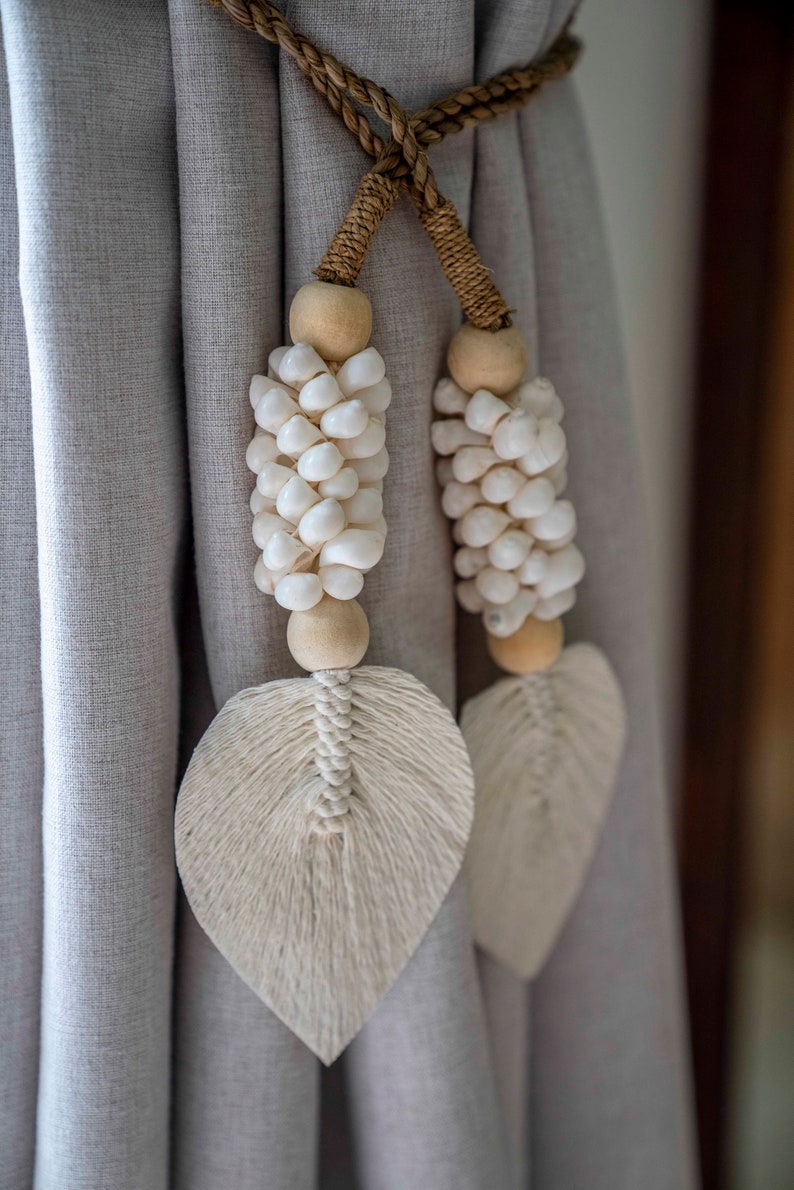 Tassel in Moon Shells and Macrame - Etsy
