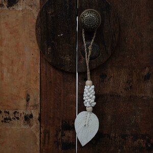 Tassel in Moon Shells and Macrame - Etsy