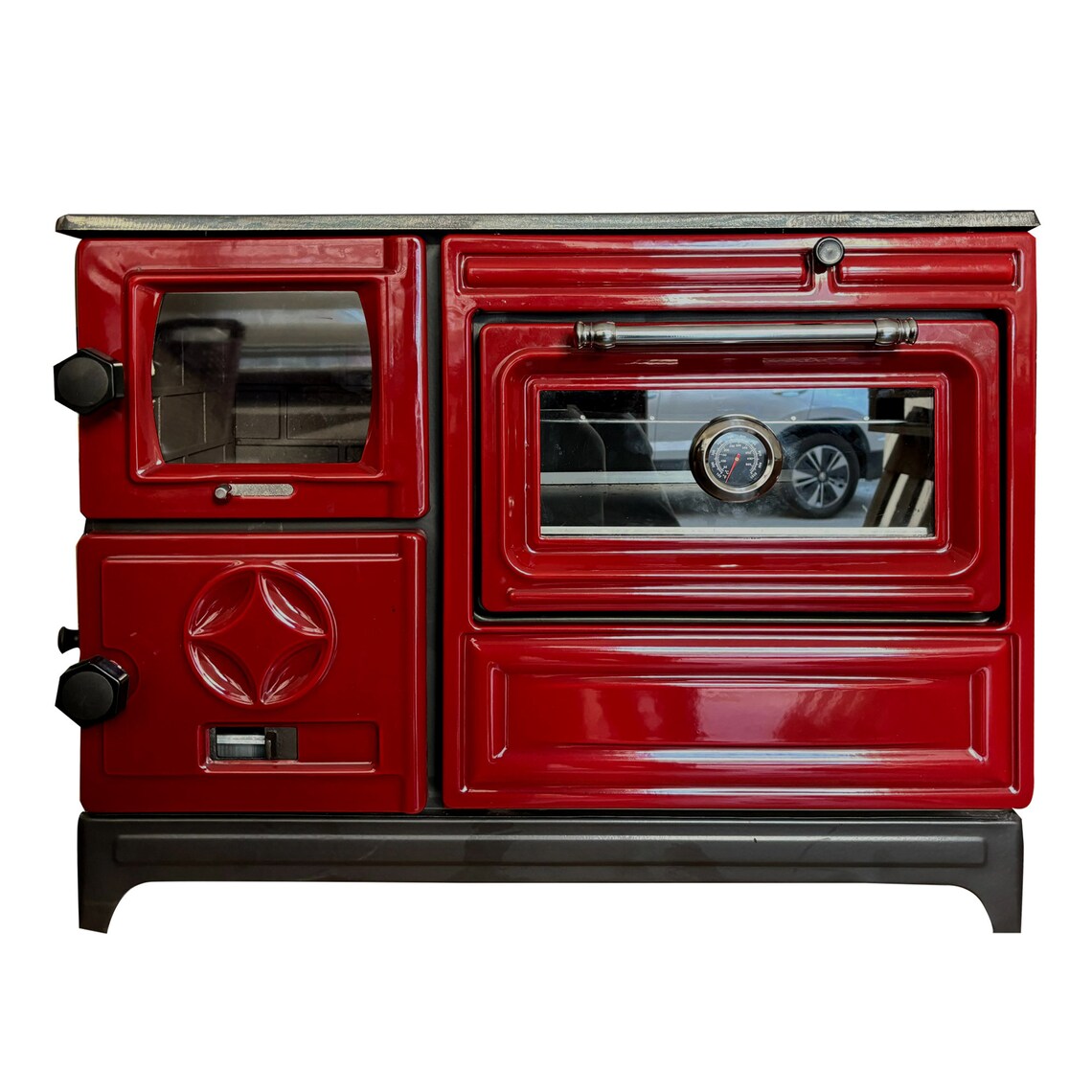 Red Cast Iron Stove, Burning Fireplace Wood Stove Cooker Stove ...
