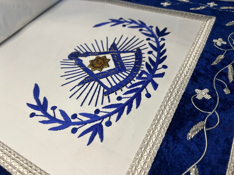 Past Master With Embroidered Border Masonic 100% Lambskin Apron blue ...