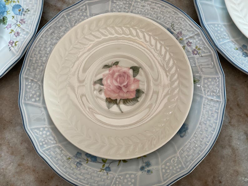 Mikasa “precious Blue” Michelle Pattern – Set of 4 Salad Plates (8 ...
