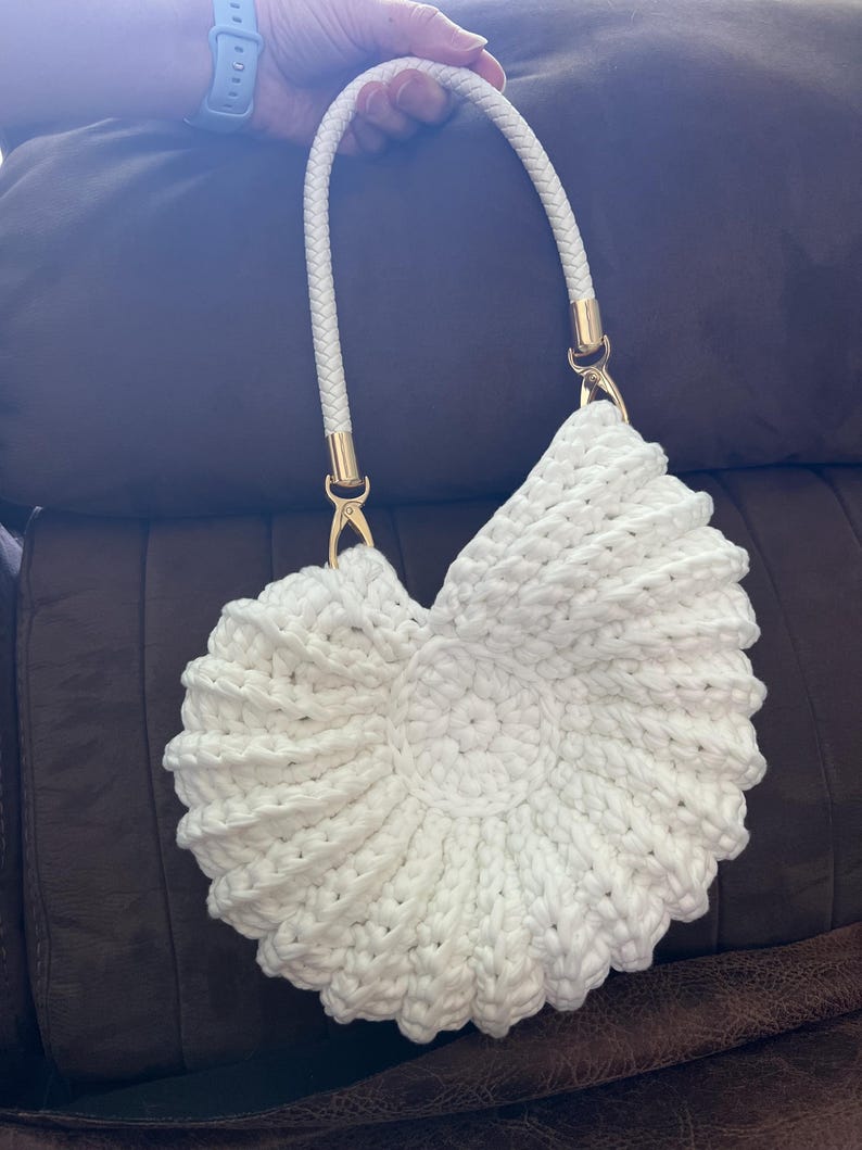 Seashell Bag/ White Crochet Handbag /shoulder Bag / Luxury Bag (can Be ...