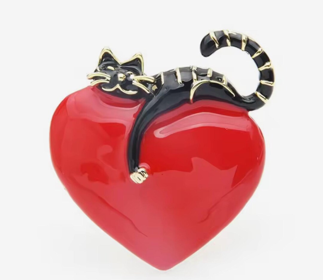 Black Cat Heart Brooch Enamel Pin, Cute Cat Lover Gift, Red Heart Pin ...