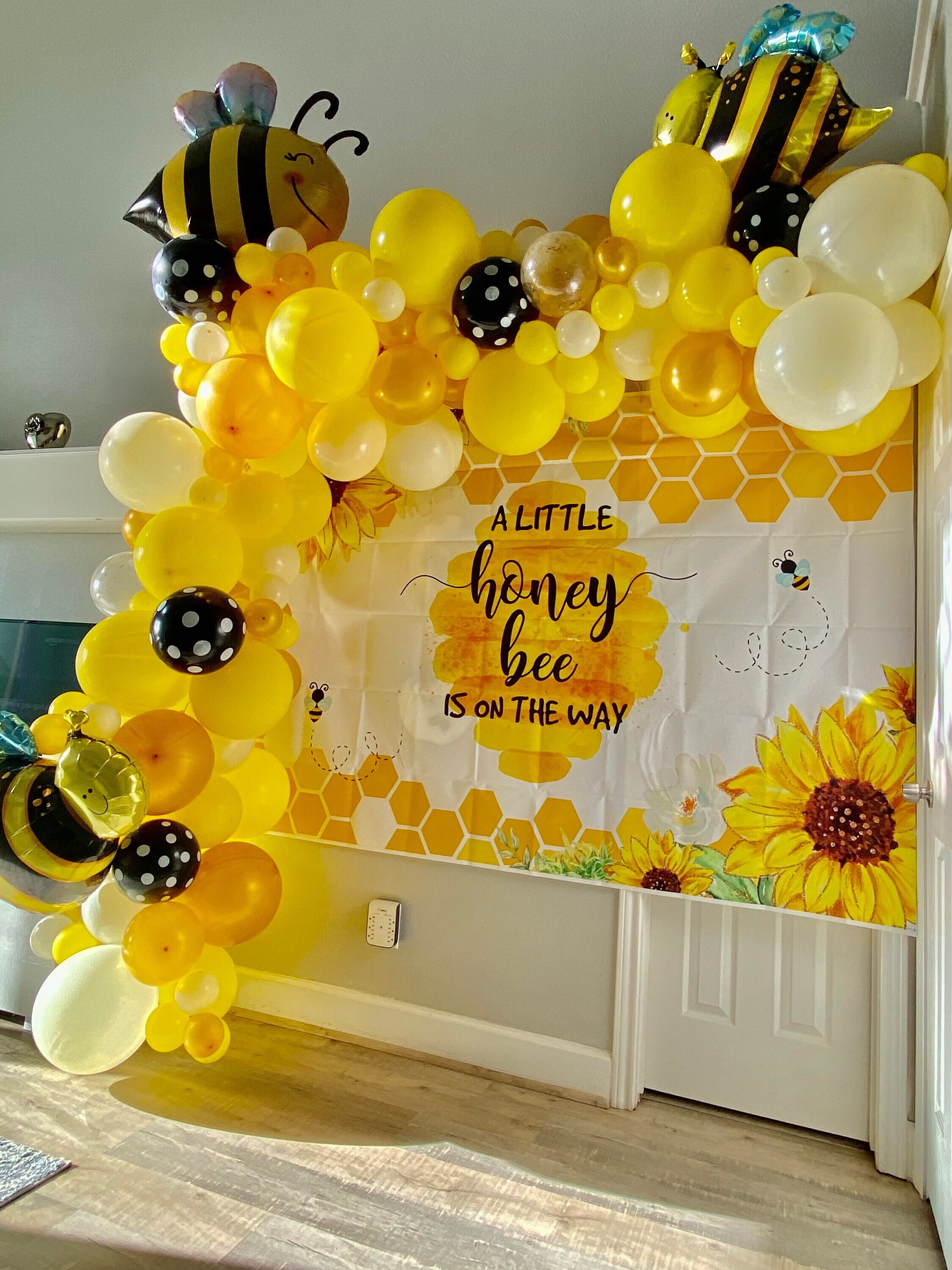 Momma-to-bee DIY Balloon Arch Garland Kit Pastel Yellow Gold Black ...