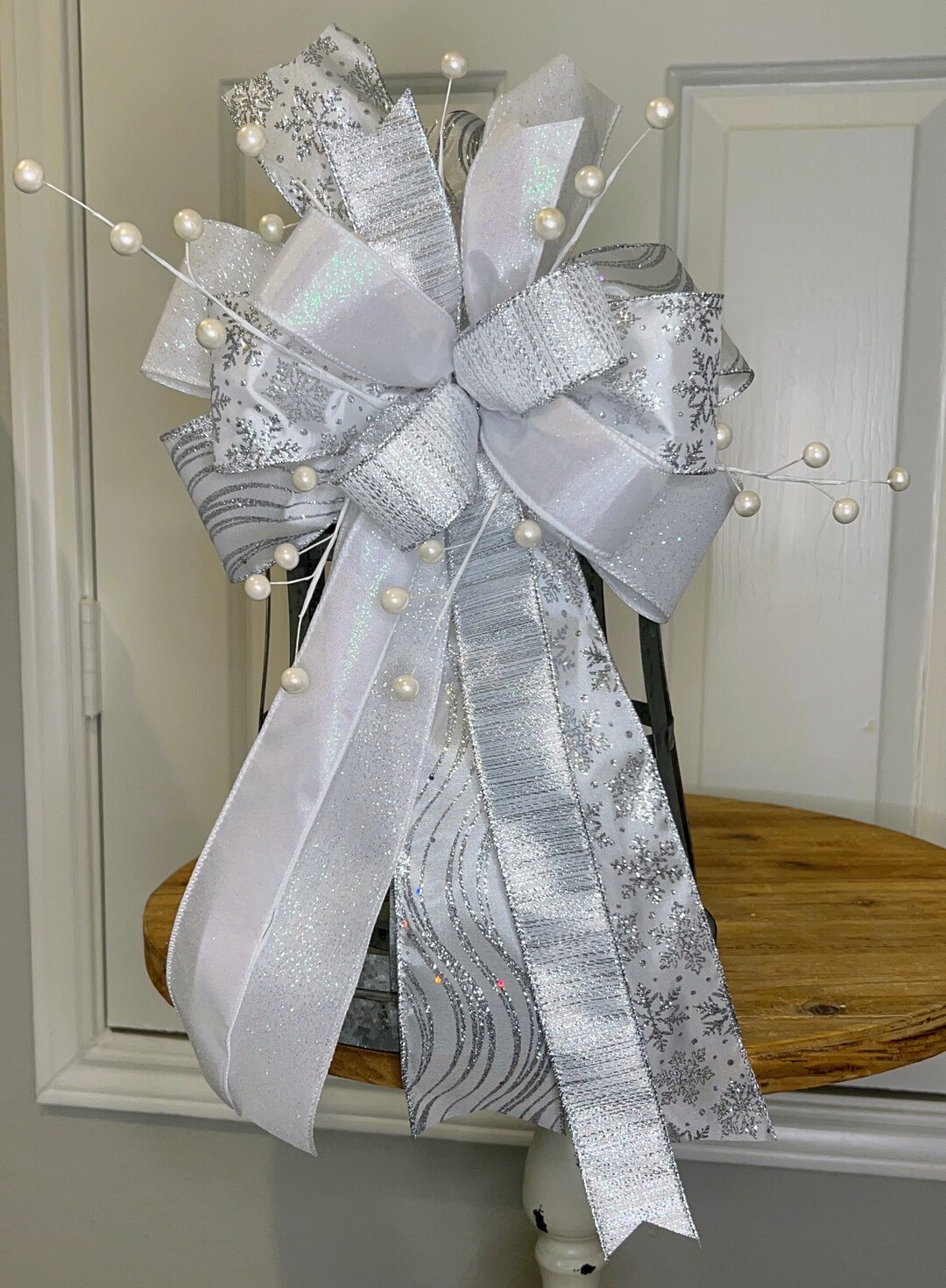 Christmas White and Silver Bow, Winter Bow, Snowflake Bow, Bow for ...