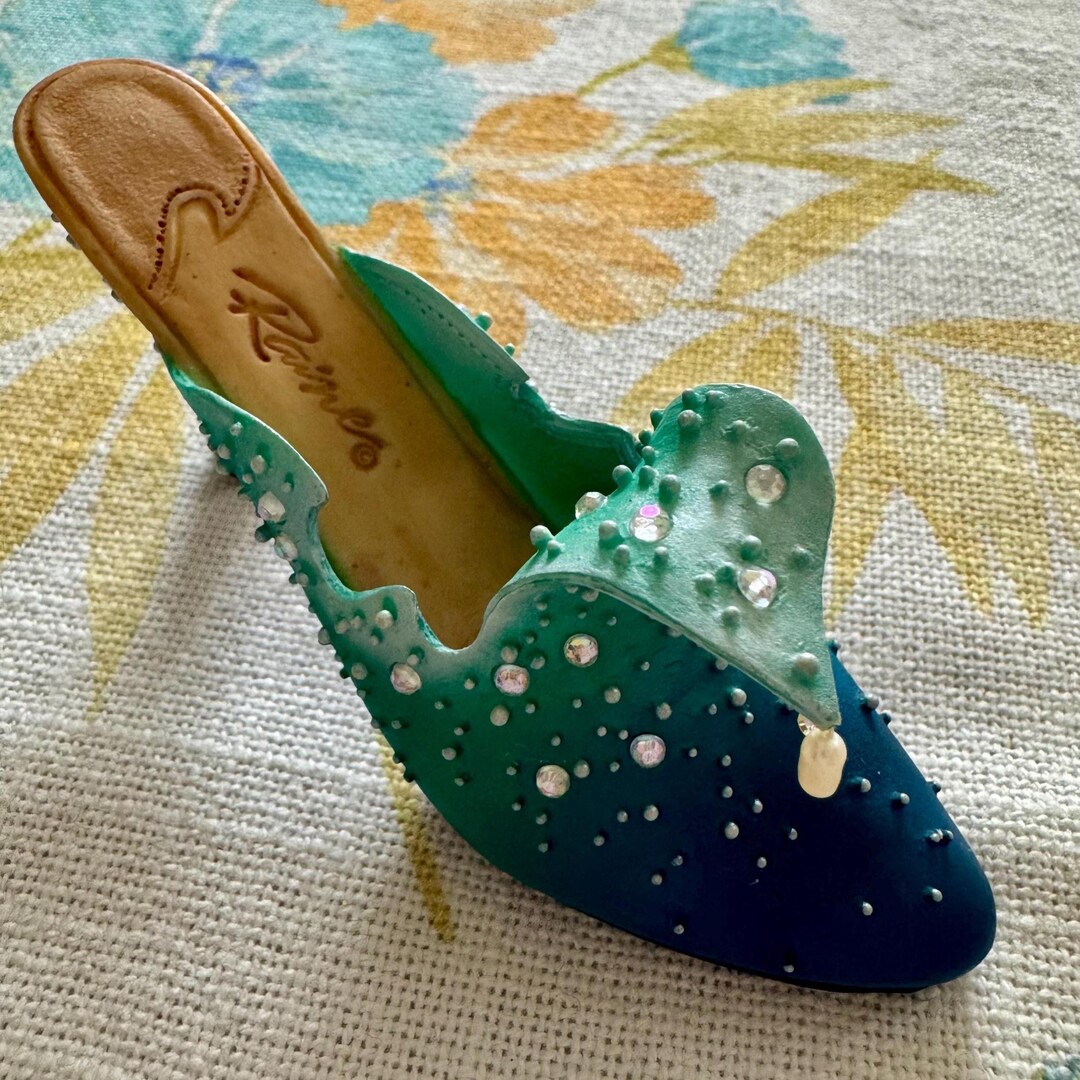 Miniature Shoe Collectible ~ Just the Right Shoe Collections by Raine ...