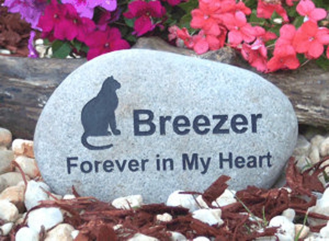 Medium Engraved River Rock Pet Memorial - Etsy