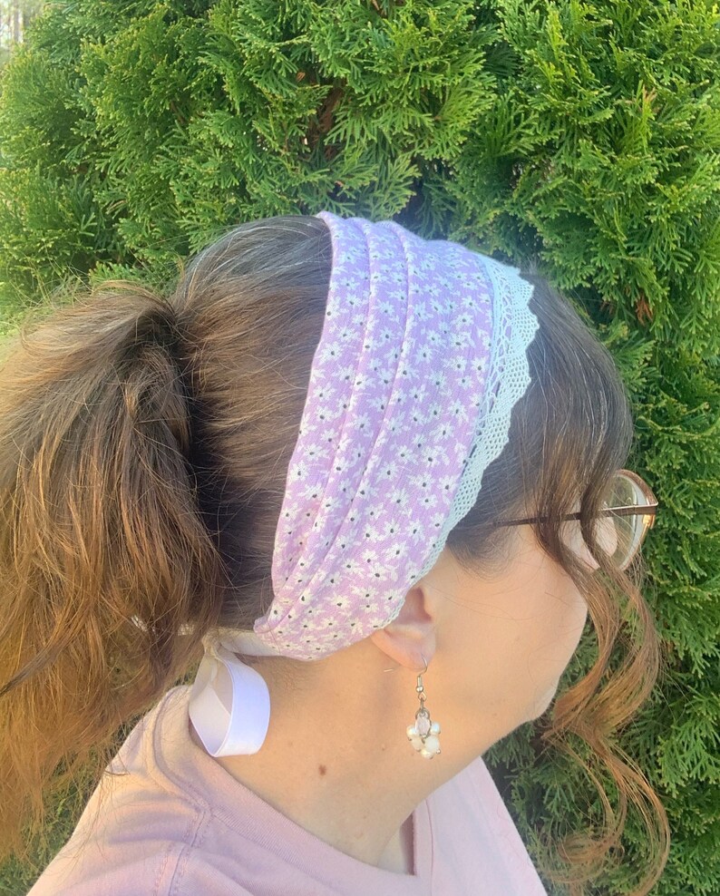 Lavender Daisy And Lace Medium Headcovering Headband Tichel Headwrap
