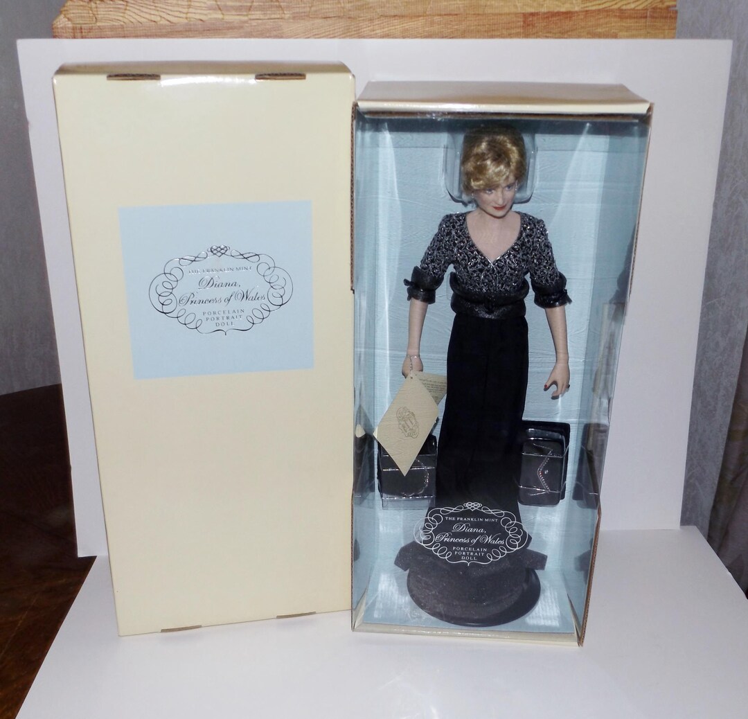 Diana Princess of Nobility 17 Boxed Franklin Mint Porcelain Portrait ...