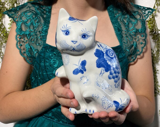 Vintage Ceramic Cat Statue Blue and White Butterfly Decor Flowers White ...