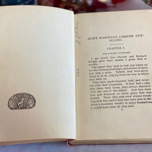 1900s Antique Aunt Martha's Corner Cupboard Mary & Elizabeth Kirby ...