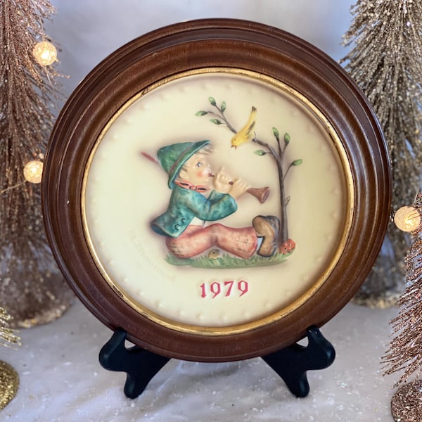Hummel Plate Frame - Etsy