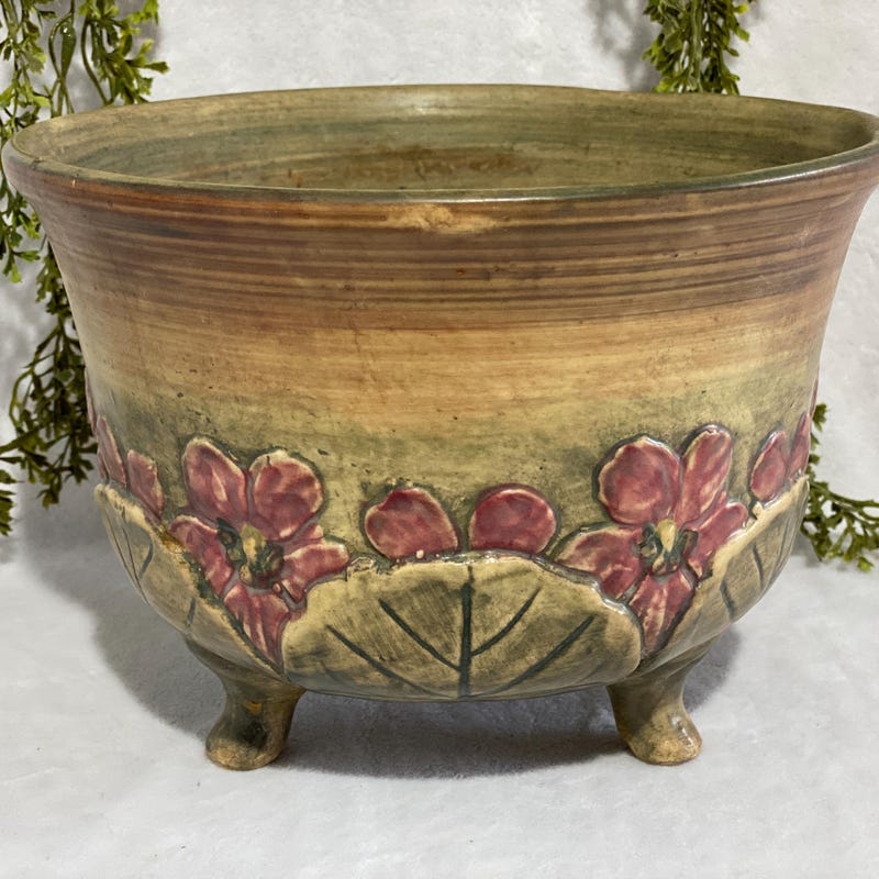 Wells Pottery - Etsy