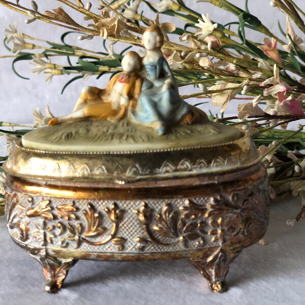 Figurine Music Box - Etsy