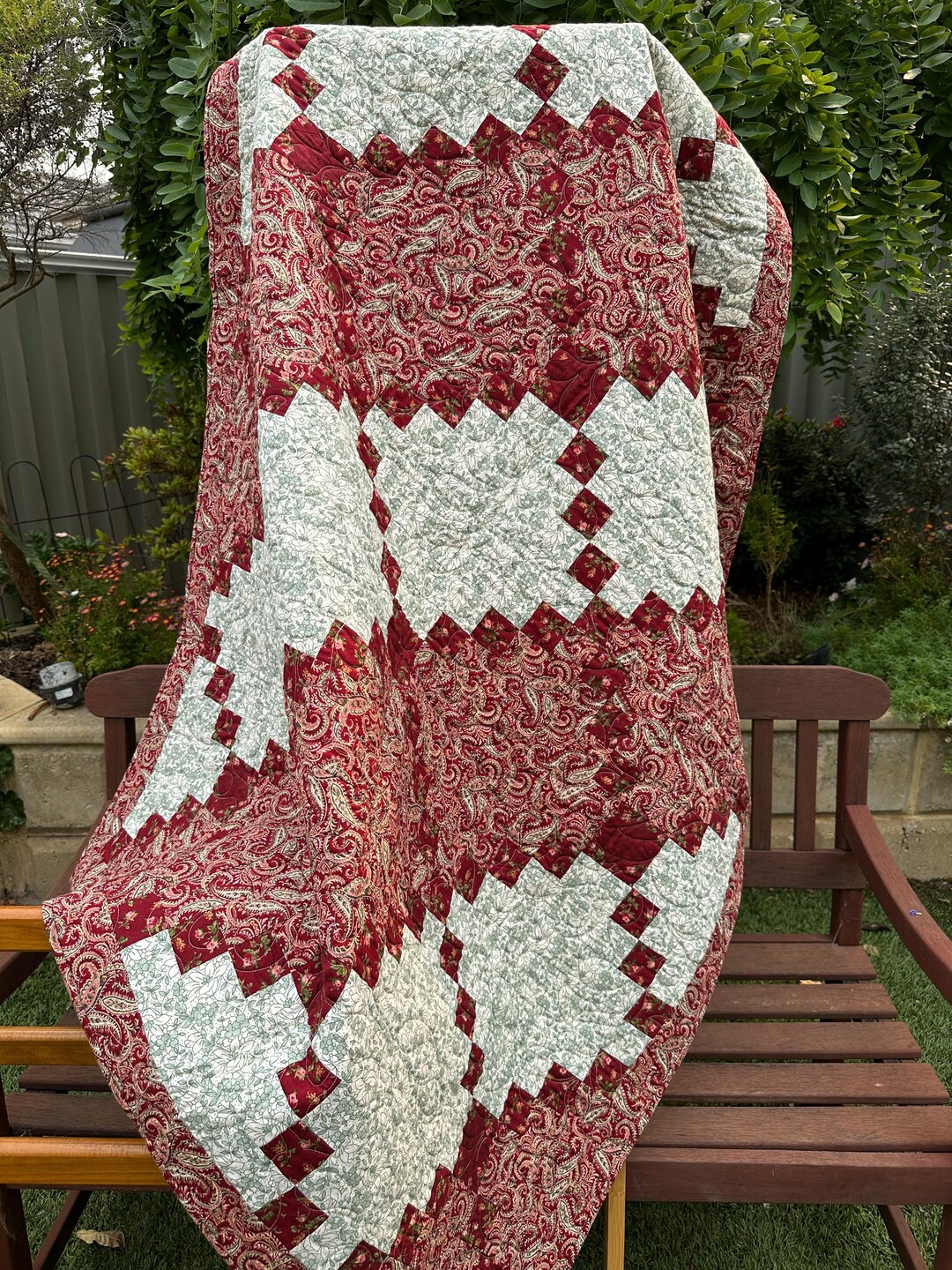Handmade Patchwork Quilt “courthouse Steps” in Red Tones, Machine ...