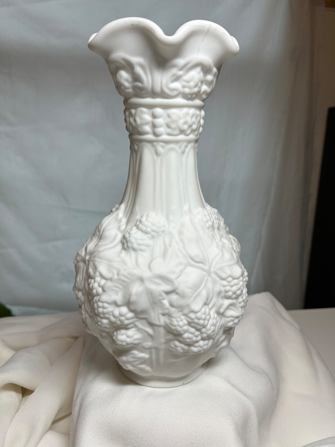 Vintage Doeskin Vase - Etsy