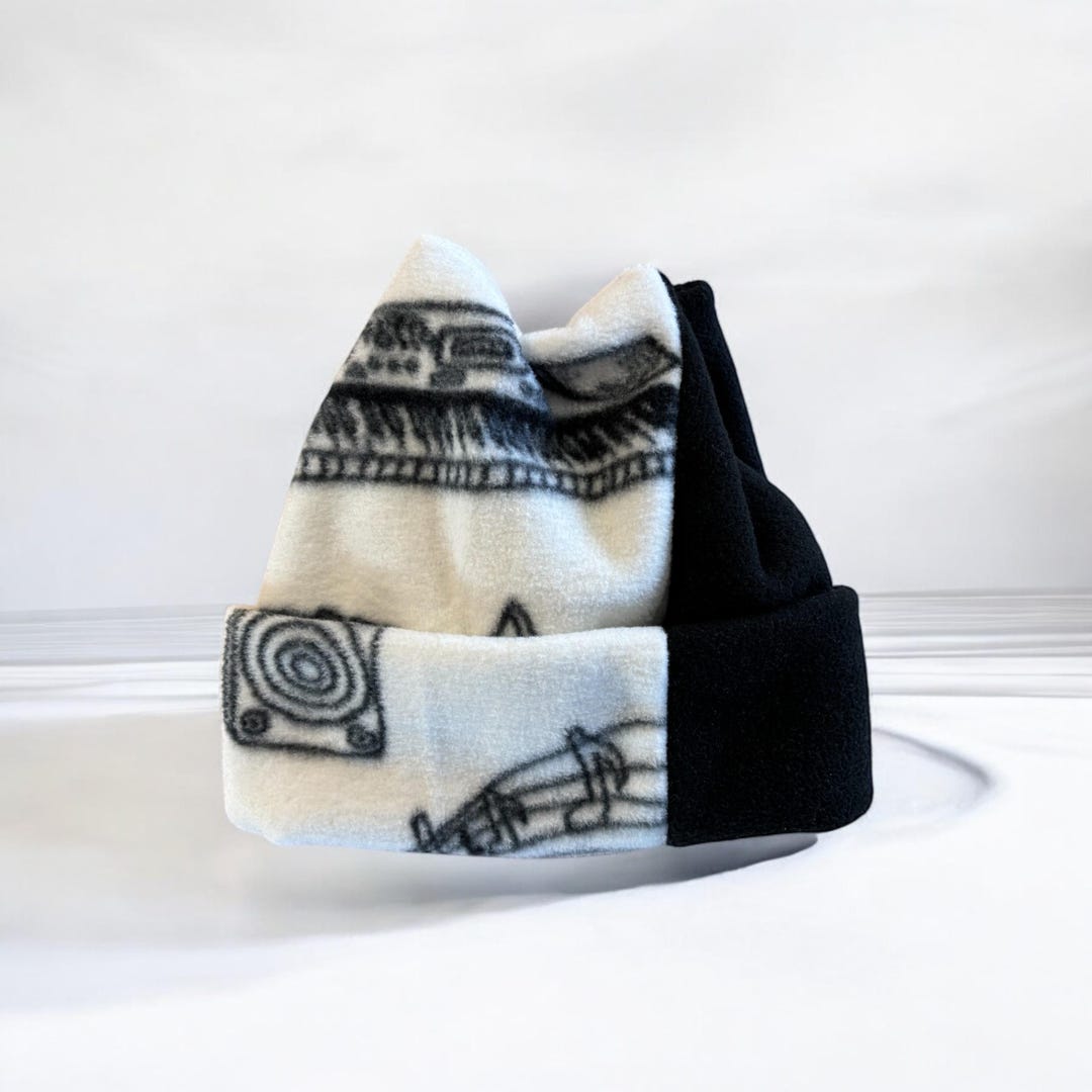 Fleece Beanie Four Point Crown Style Hat Instruments White Black Double ...