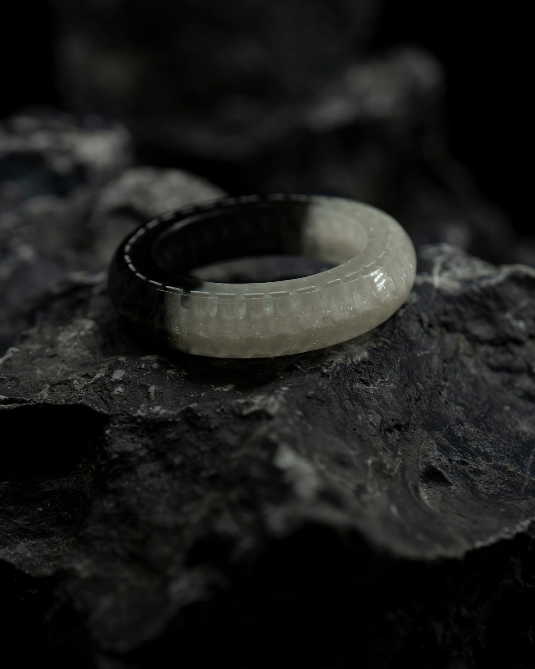 Yin Yang Snake Bone Ring, Epoxy Resin, Handmade Jewelry - Etsy