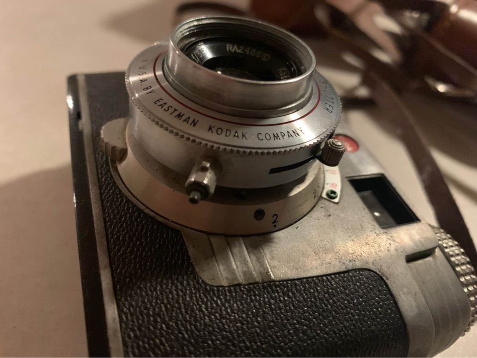 Kodak Signet 35, 44mm Vintage”collector” Camera F 3.5 W/ Leather Case ...