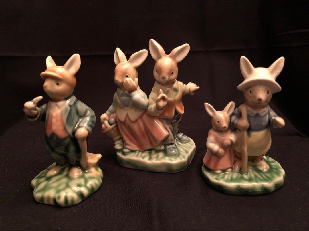 Figurines, Vintage Rabbit Figurines, Porcelain Set of 3 - Etsy