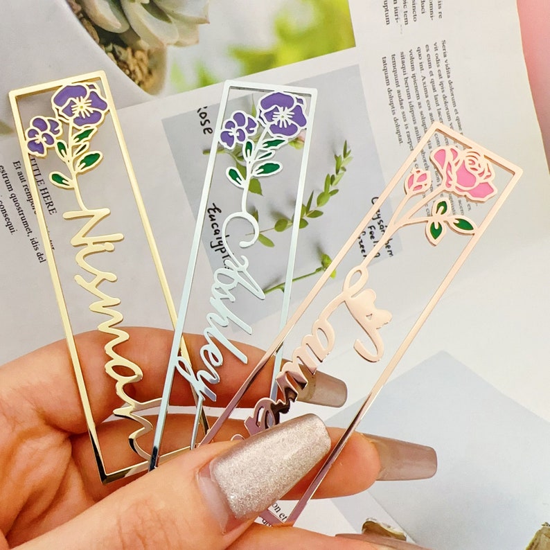 Custom Birth Flower Bookmark: Personalized Name, Gold/silver/rose Gold ...