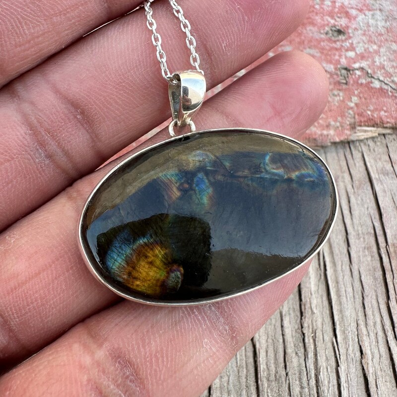 Spectrolite Pendant - Etsy