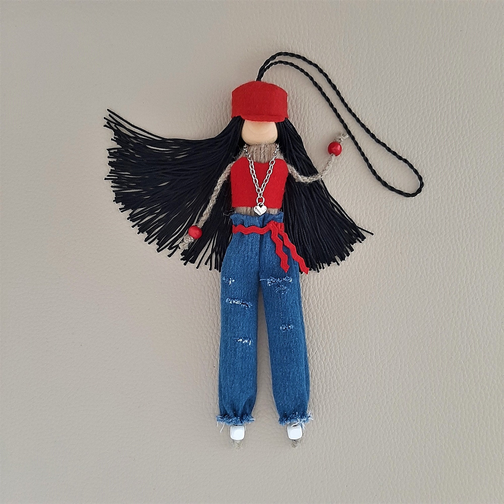 Macrame Doll, Small Wall Art, Hanging Yarn Decoration, Modern Macrame ...