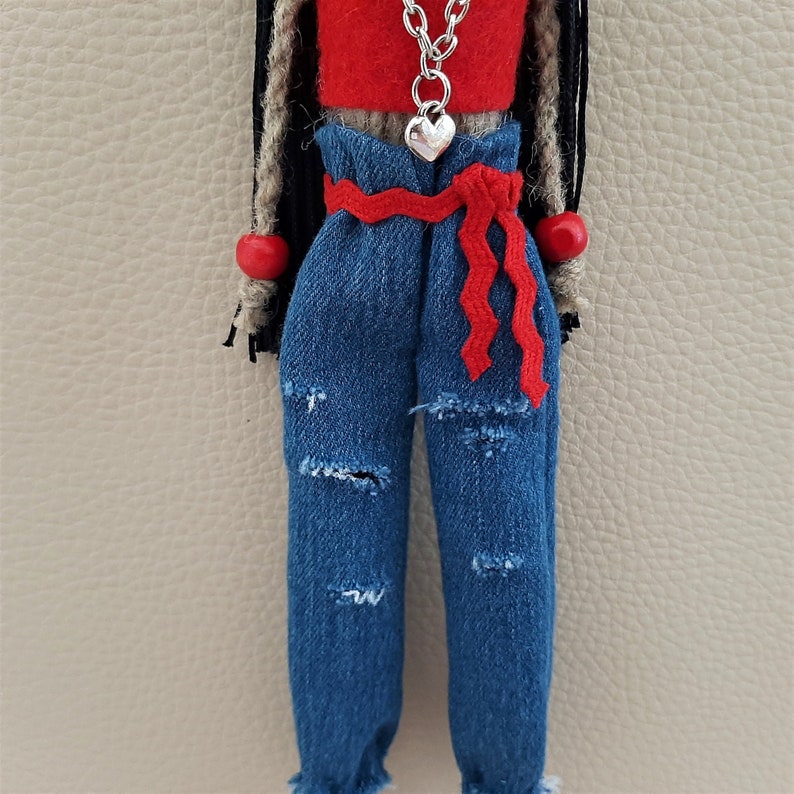 Macrame Doll, Small Wall Art, Hanging Yarn Decoration, Modern Macrame ...