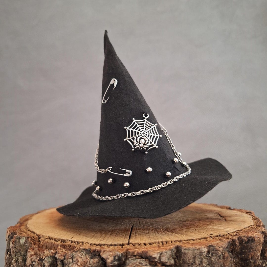 Black Witch Hat for Decoration, Halloween Felt Ornament, Handmade - Etsy