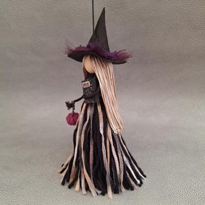 Hanging Witch Doll for Halloween Decoration, Kitchen Witch With Mini ...