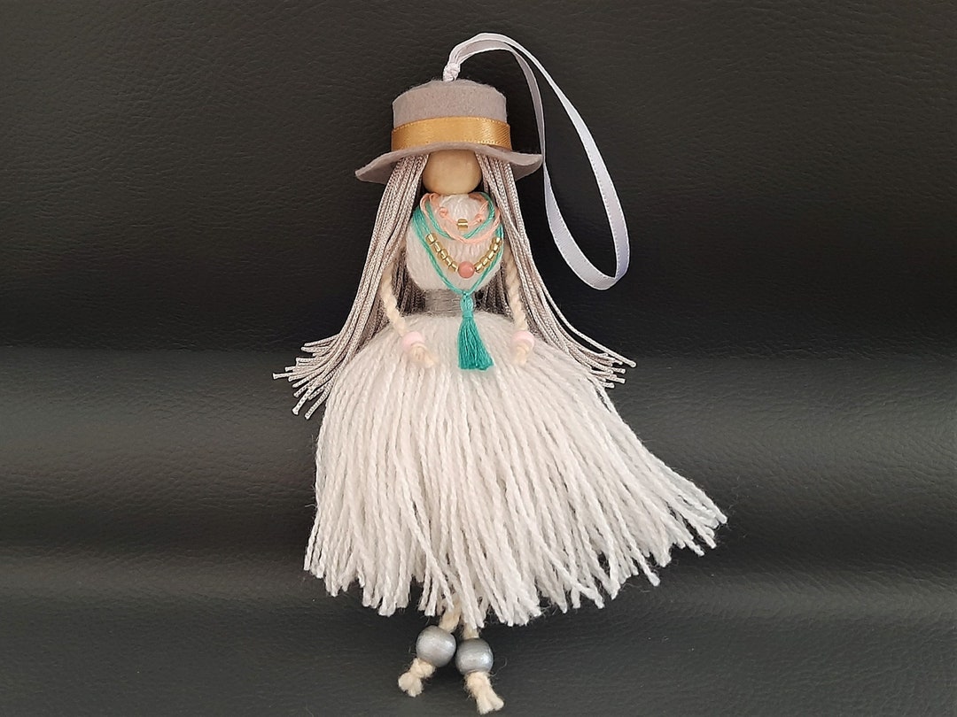Macrame Doll, Small Wall Decor Macrame Ornament, Hanging Yarn ...