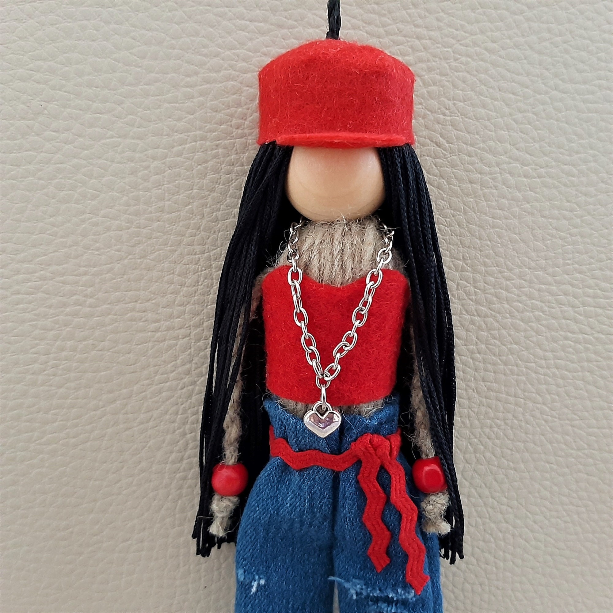 Macrame Doll, Small Wall Art, Hanging Yarn Decoration, Modern Macrame ...