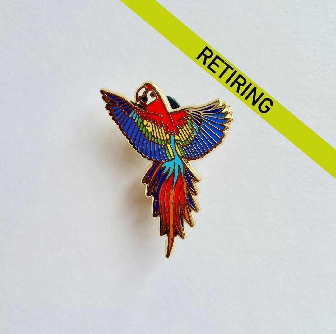 Guacamayo Parrot Pin: Tropical Bird Enamel Badge (gold Finish ...