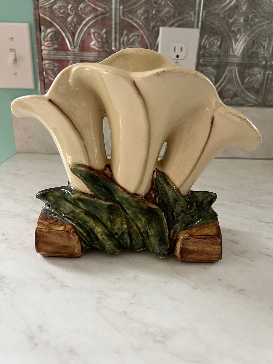 Mccoy Triple Lily Vase. Vintage Mccoy Pottery. - Etsy