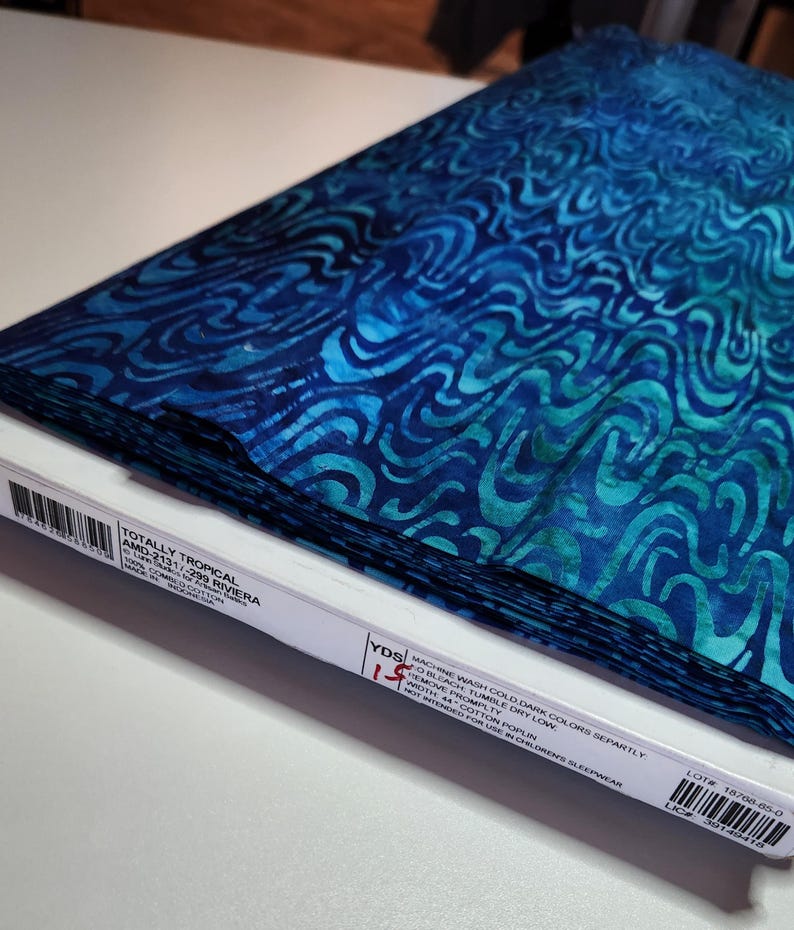 Blue Batik Quilting Fabric: Tropical Riviera Wavy Water, Robert Kaufman ...