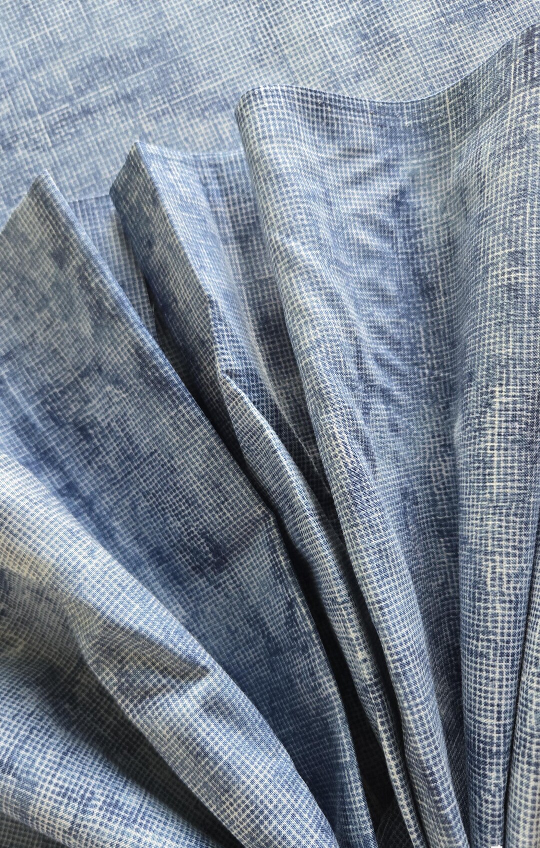 Jennifer Sampou Quilting Fabric: Chalk & Charcoal Delft Blue Denim Look ...