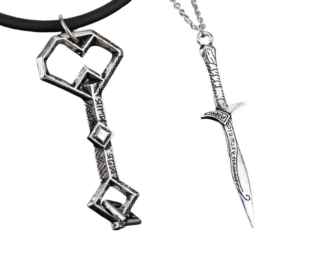 Lord of the Ring Necklace Bilbo Baggins Sting Ancient Elvish Sword ...