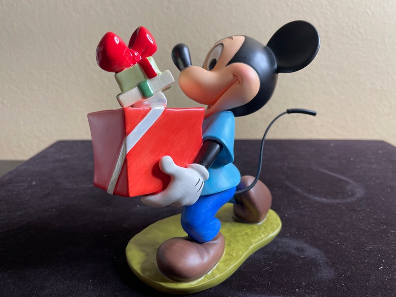 Walt Disney Classics Collection Mickey Mouse "pluto's Christmas Tree ...