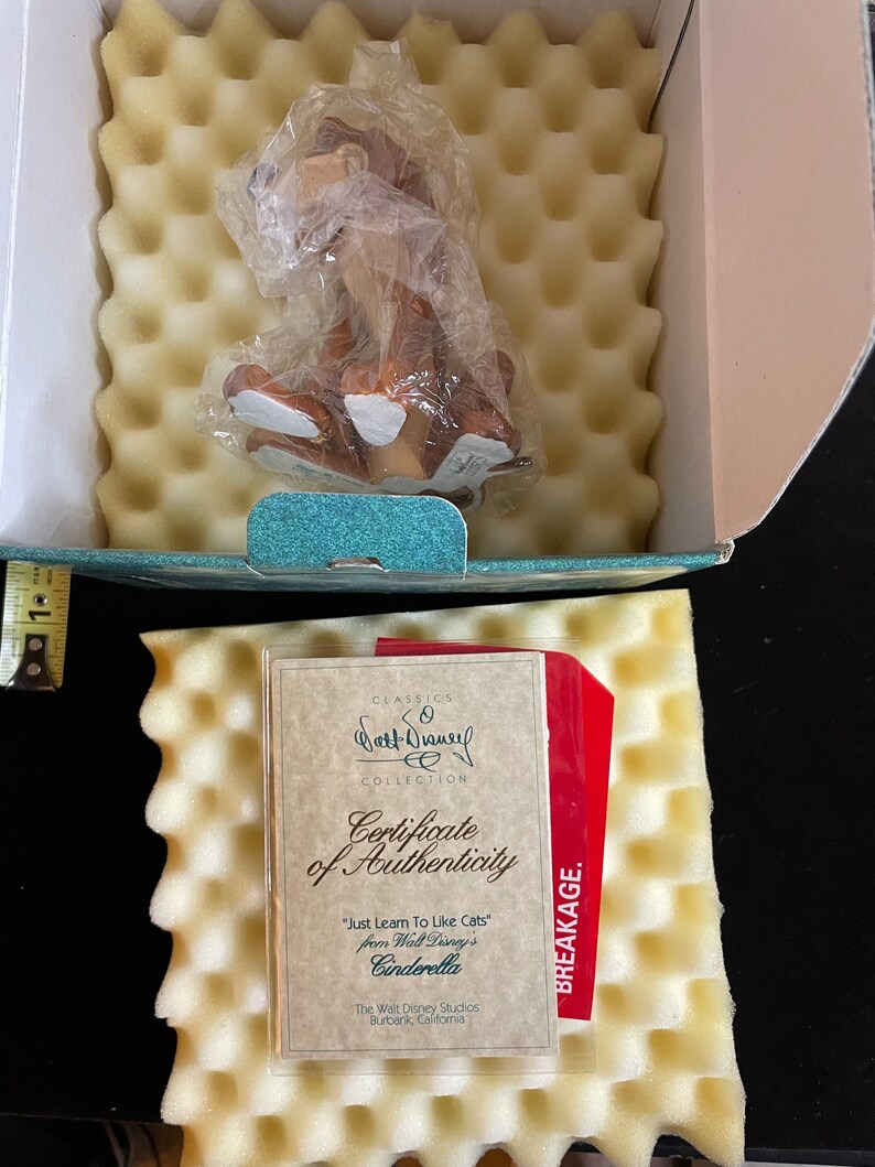 Walt Disney Classics Collection Cinderella Bruno the Bloodhound “just ...