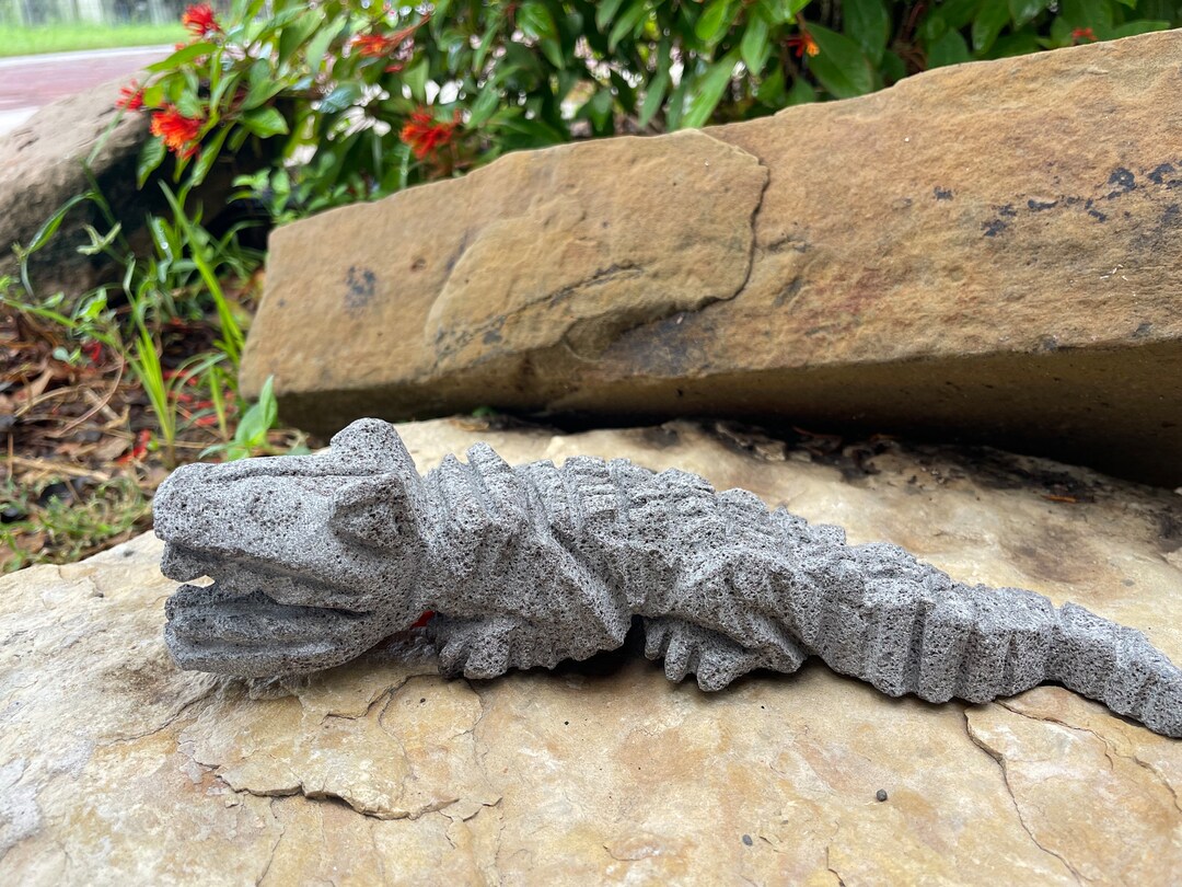 Crocodile / Alligator Stone Sculpture. 100% Volcanic Rock. Garden Stone ...