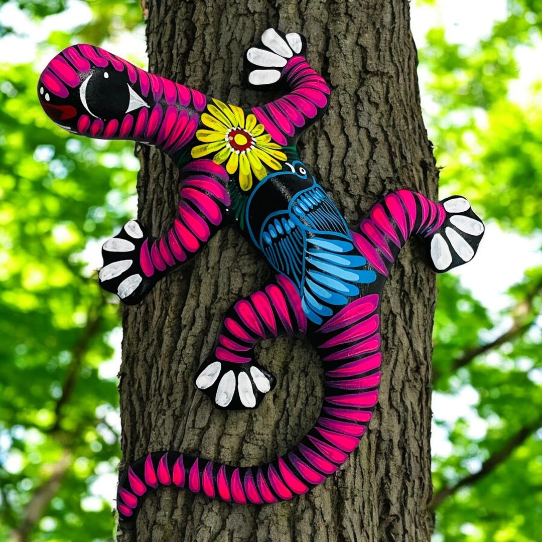 Mexican Folk Art Hand Painted Salamander / Gecko / Lizard . Wall Décor ...