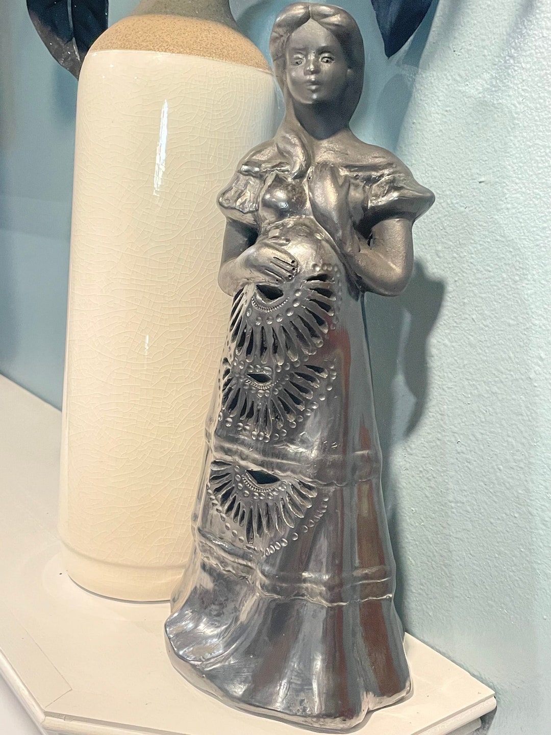 Elegant Expecting Mother Statue. Barro Negro. Authentic Mexican Black ...