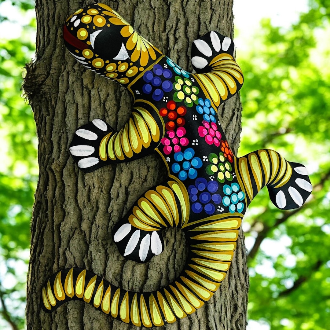 Hand Painted Clay Salamander Wall Decor: Mexican Folk Art Lizard ...