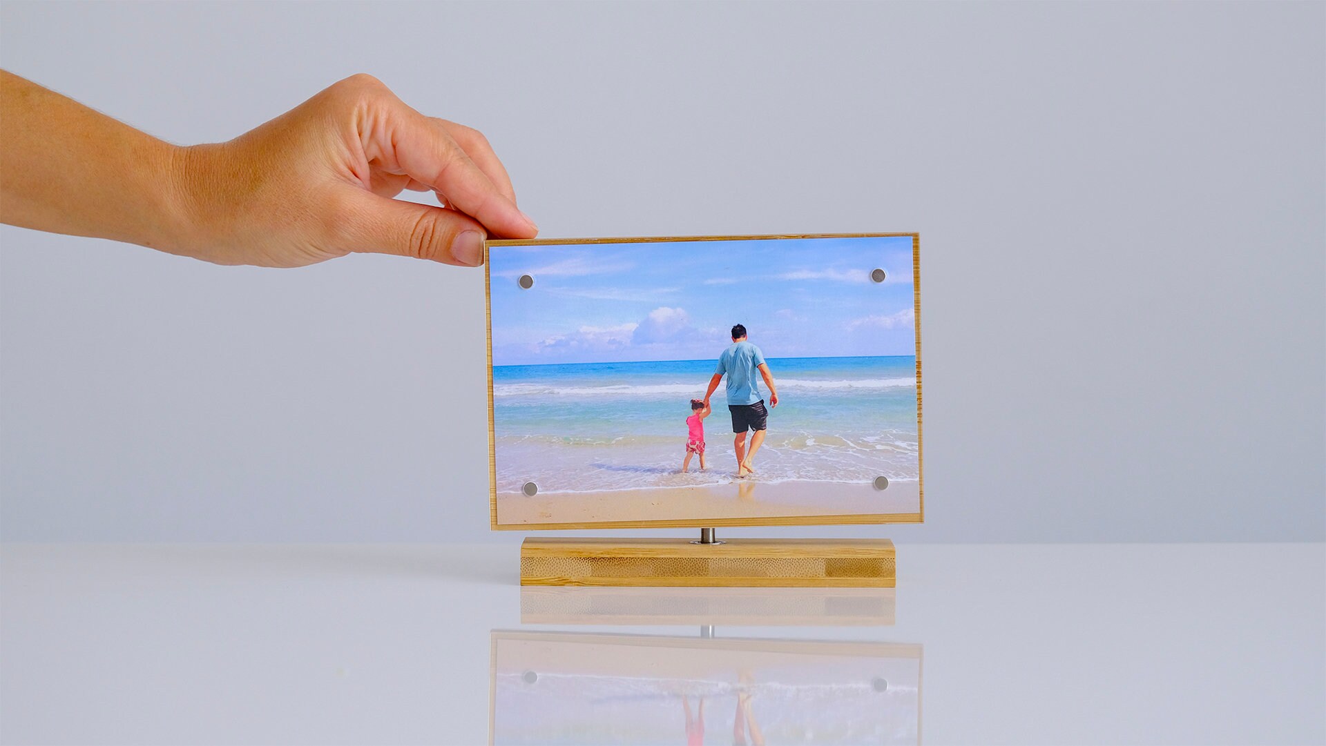 360 Rotate Bamboo Photo Frame , 2x 10x15cm FREE High Quality Photo ...