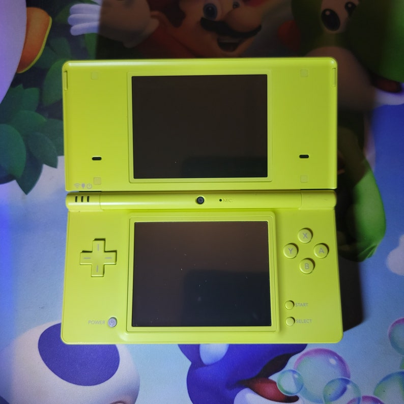 Nintendo Dsi in Lime Green W/ Charger and 64GB SD Card W/ - Etsy