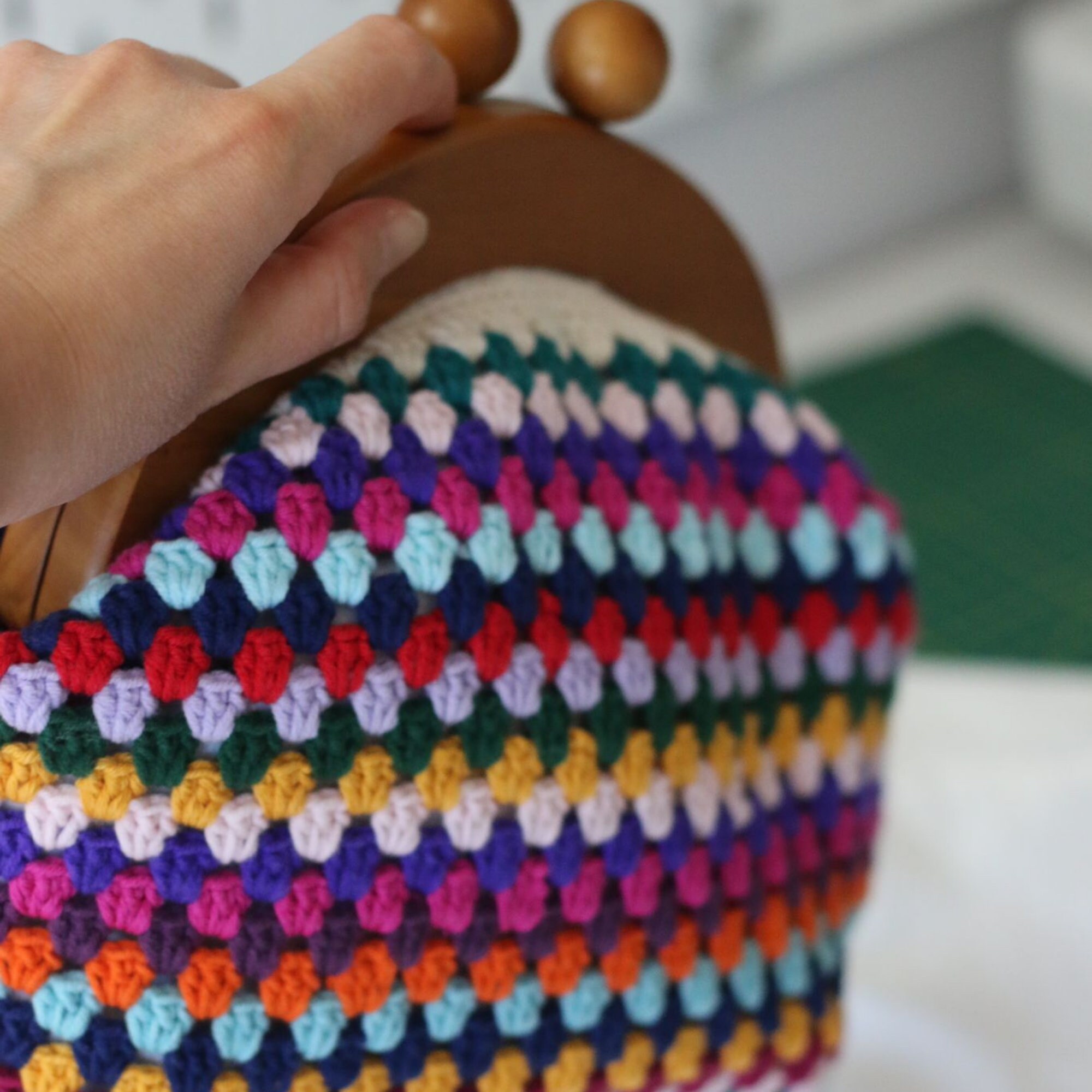 Cream Granny Crochet Clasp Purse Wooden Kiss Lock Clutch , Lined With ...