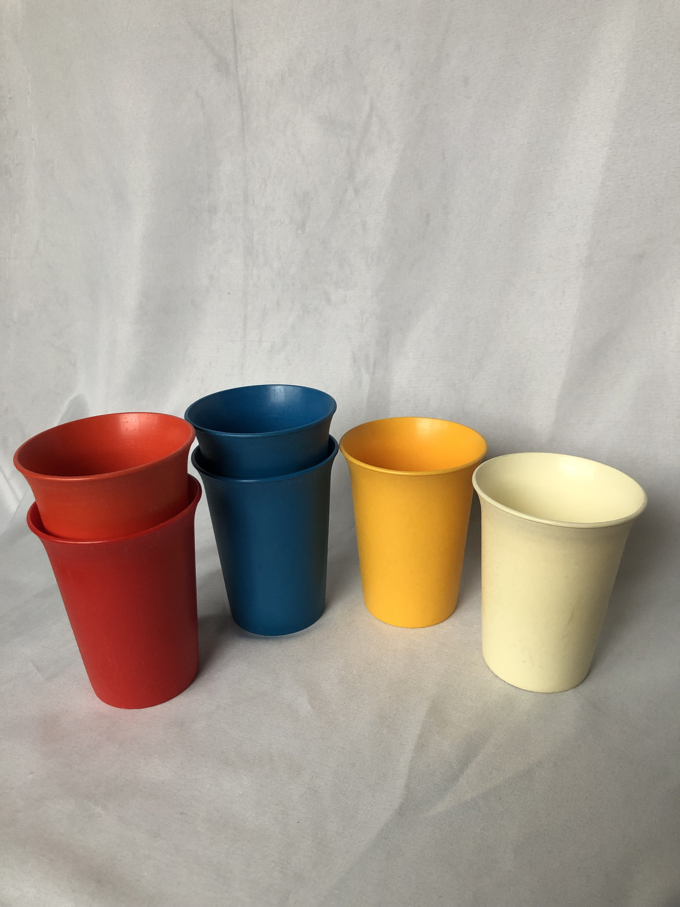 Vintage Tupperware Stackable Primary Color Sippy Cups 7pc - Etsy