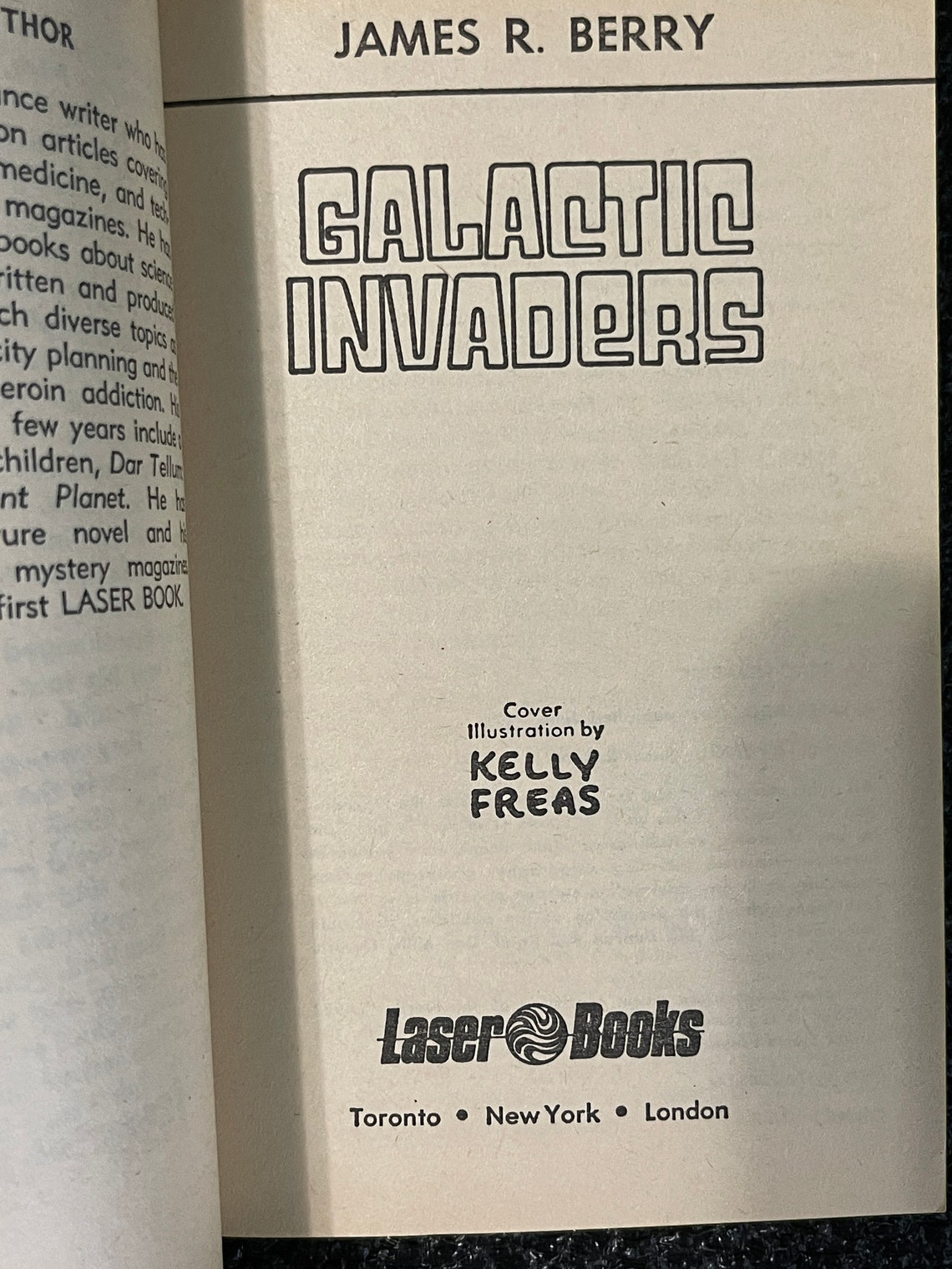 The Galactic Invaders James R Berry 1976 Laser Books 1st Ed PBO Kelly ...